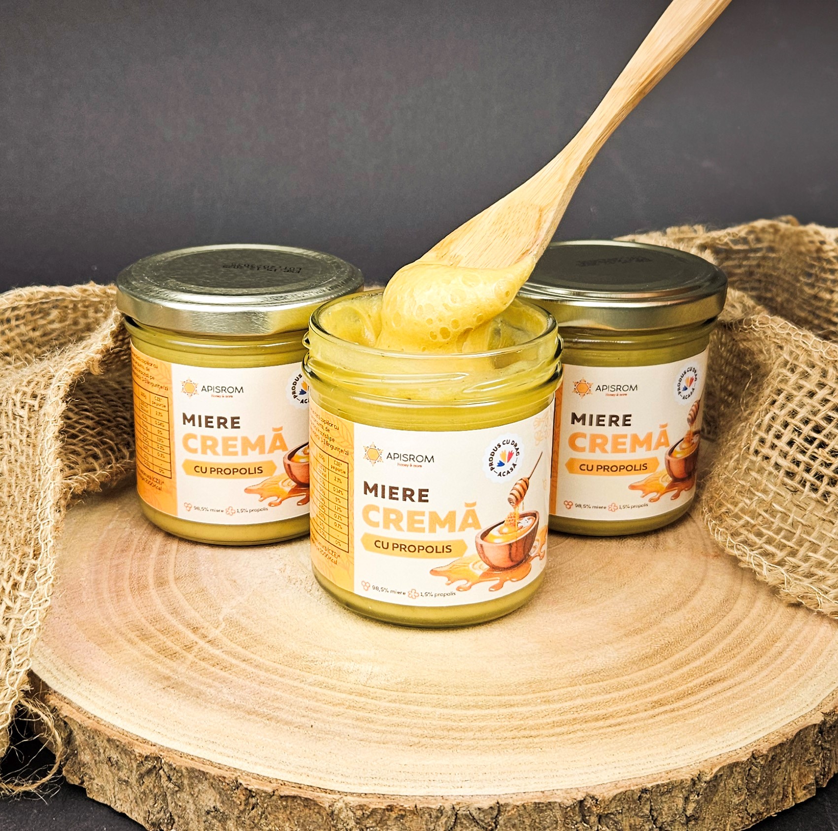 Mierea cremă cu Propolis: Elixirul vindecător al naturii 🐝🍯 - apisrom.ro